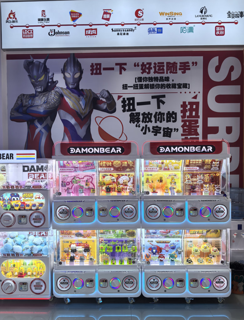 Gacha Machine-2024 Brand New Double-deck PRO 4-Cabinet Capsule Vending ...